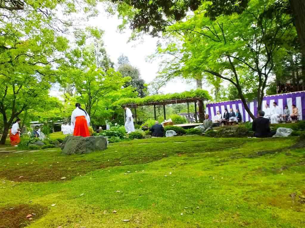 Kyokusui-No-Utage (Jonangu Shrine) - Find Your Japan